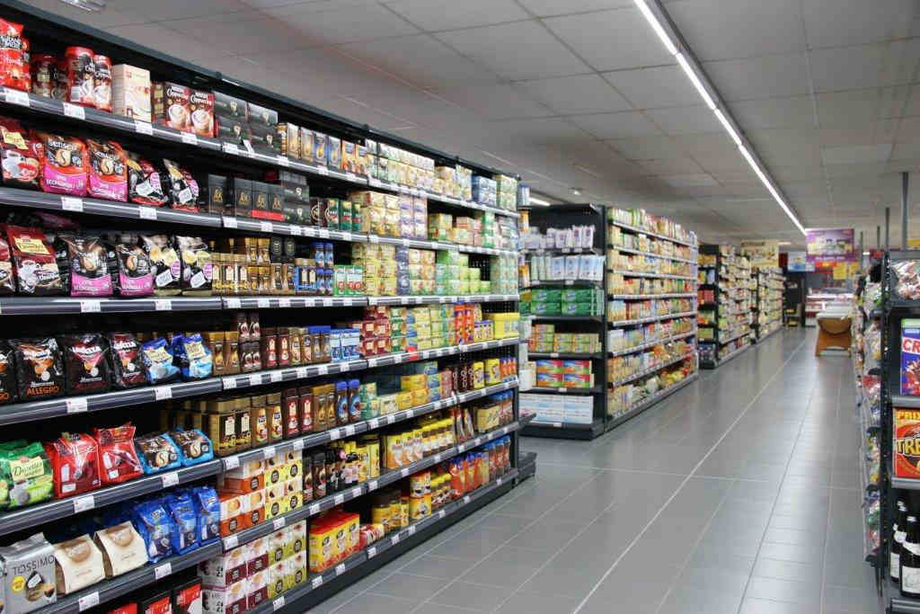 Rayon épicerie de votre supermarché