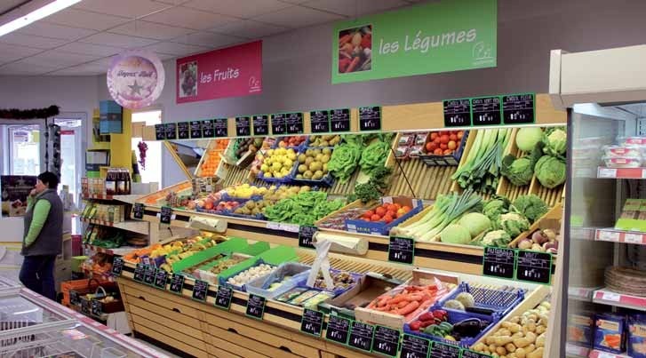 Rayon fruits et légumes de votre supermarché
